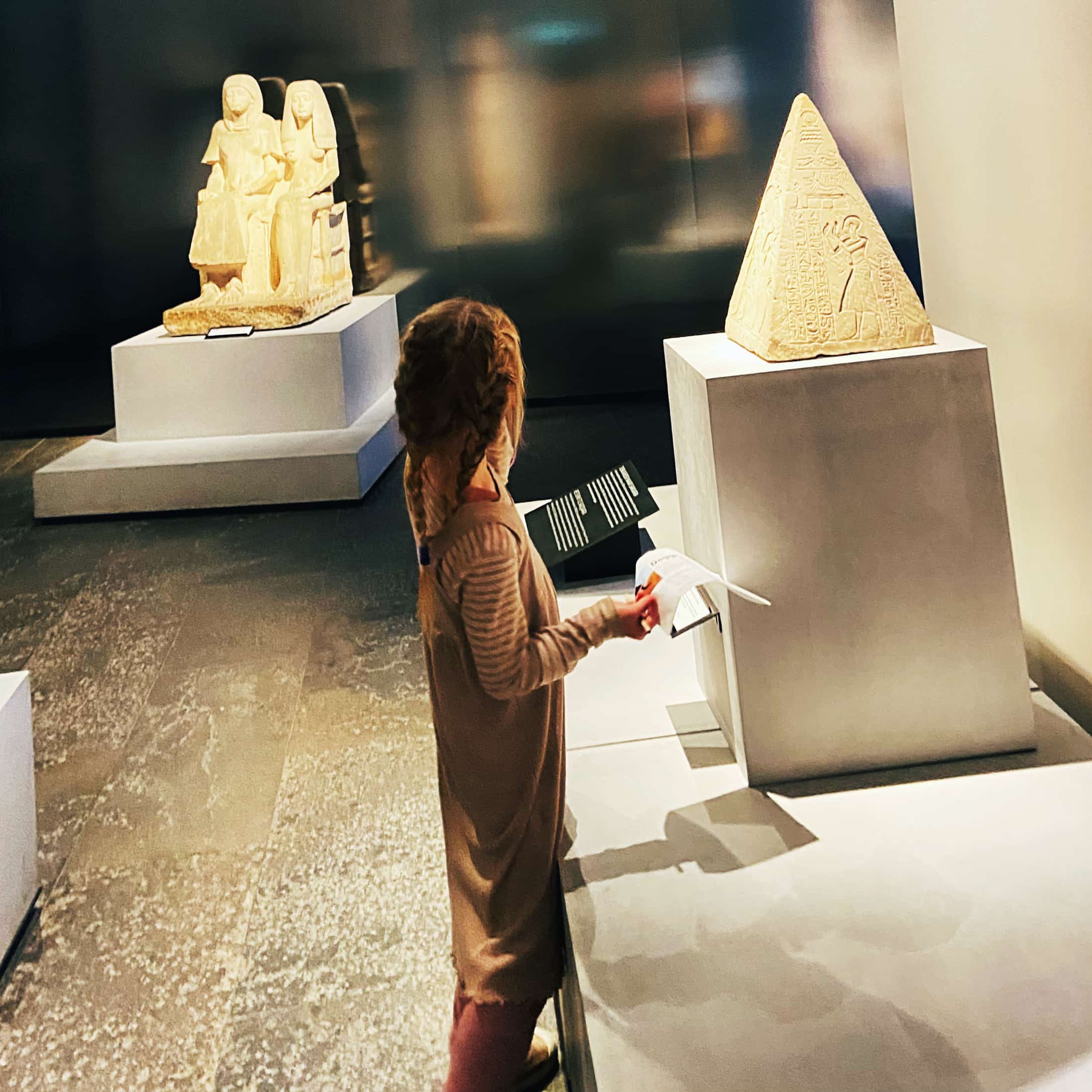 Museum bezoeken met kinderen: 10 tips om het leuk te maken