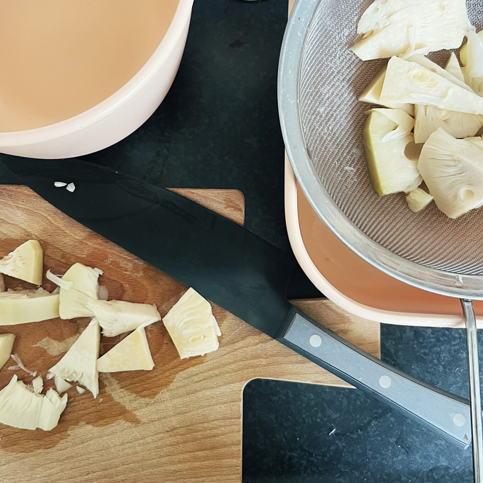 Jackfruit op de aller lekkerste manier marineren en bakken