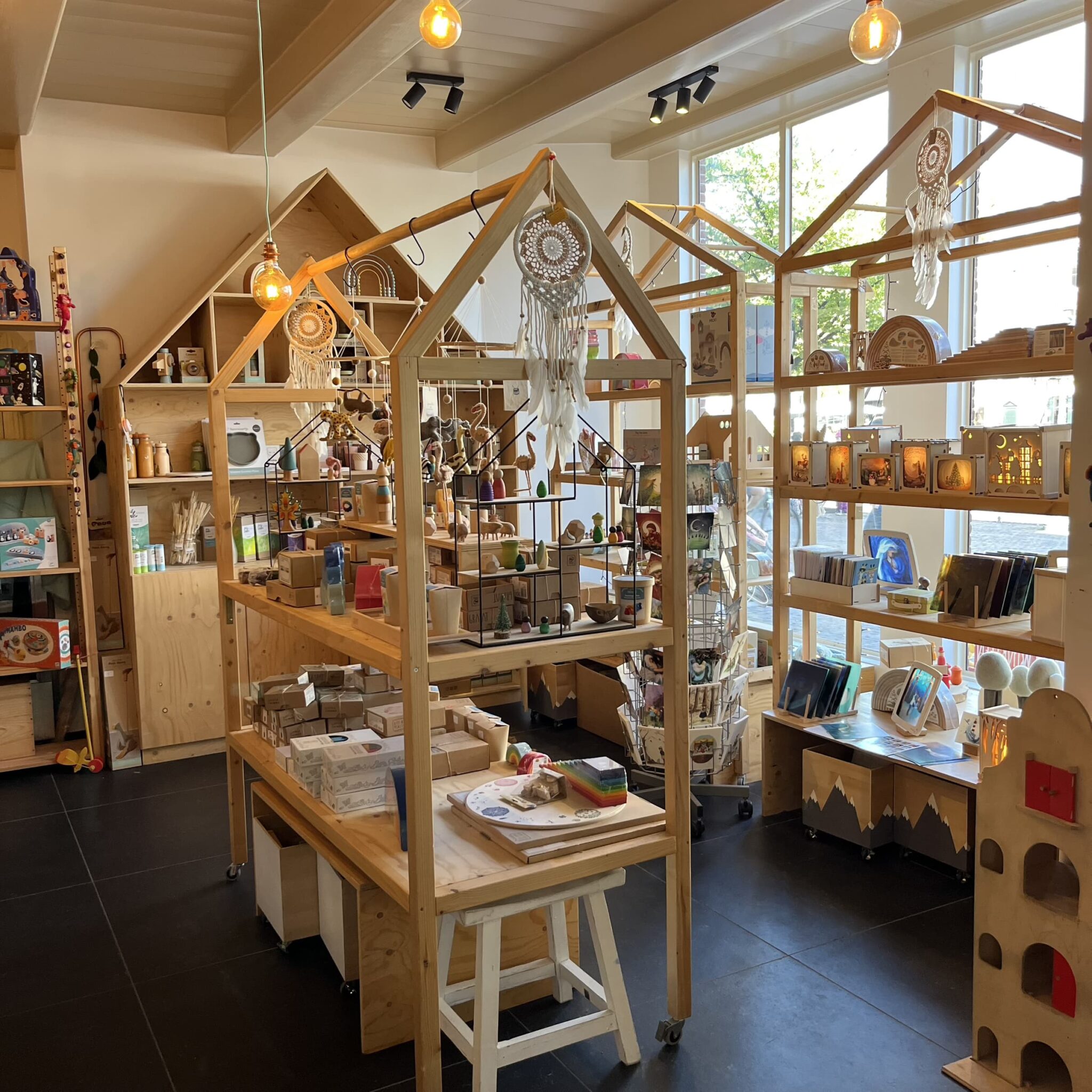 Kleine Planeet en Blossom: kom je een keertje langs?